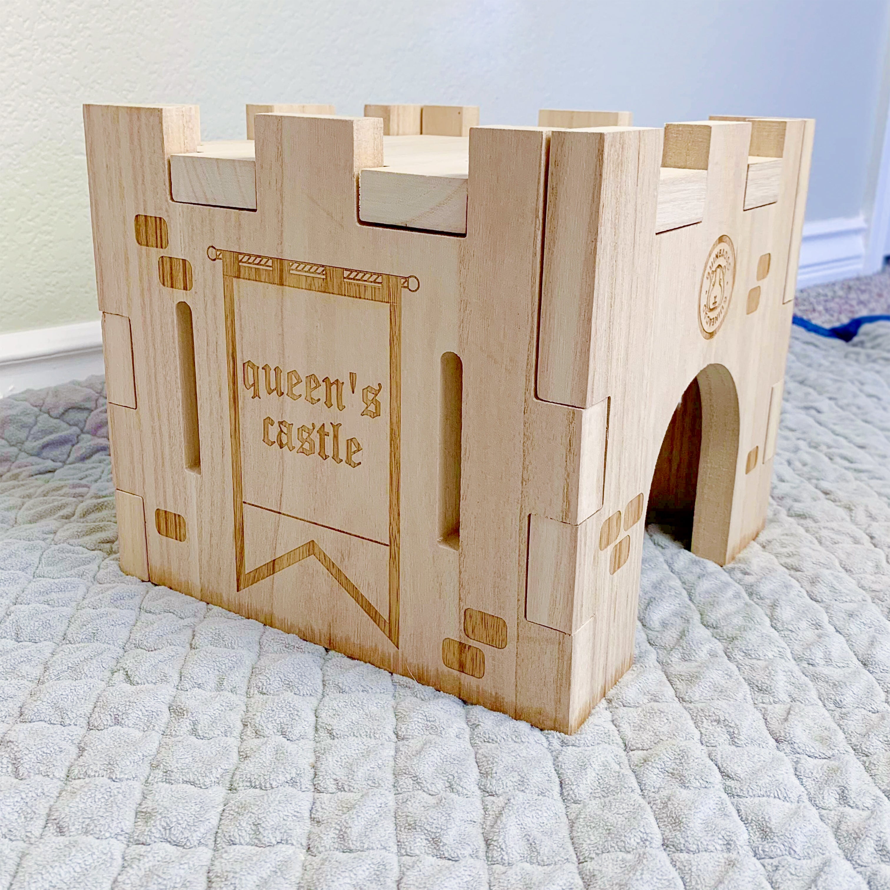 Queen's Castle: Premium Wooden Hideout for Guinea Pigs | GuineaDad